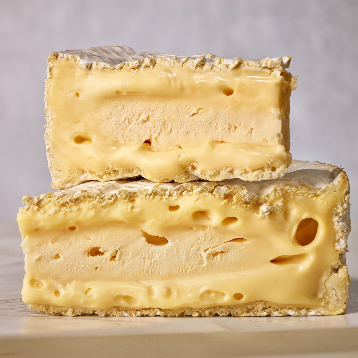 Baron Bigod - Brie de Meaux British Cheese - Rennet & Rind
