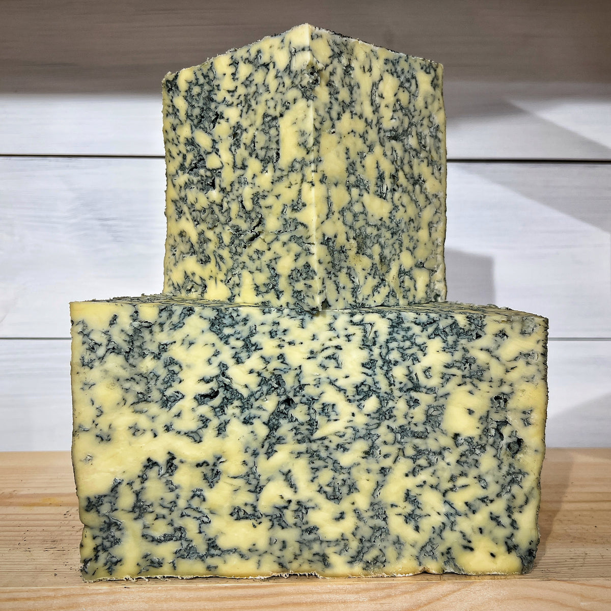 Hebridean Blue – Rennet & Rind